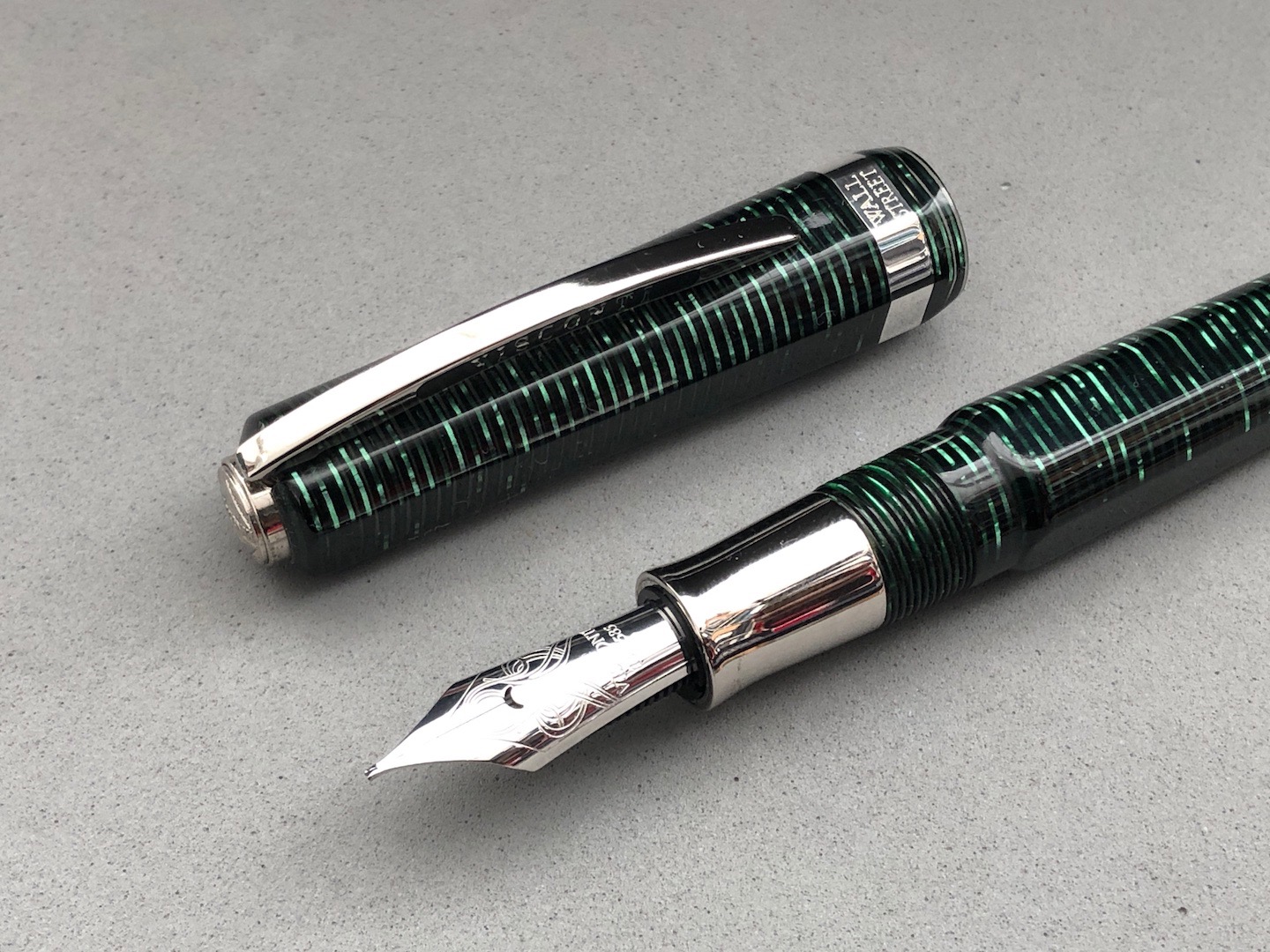 Visconti Wall Street Limited Edition Green Pearl Celluloid Fountain Pen ...