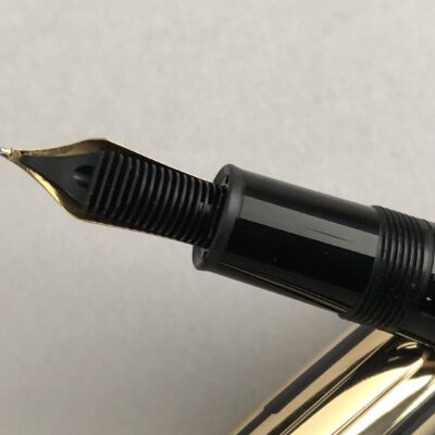 Montblanc Meisterstück Solitaire Le Grand Black And Gold Stripe ...