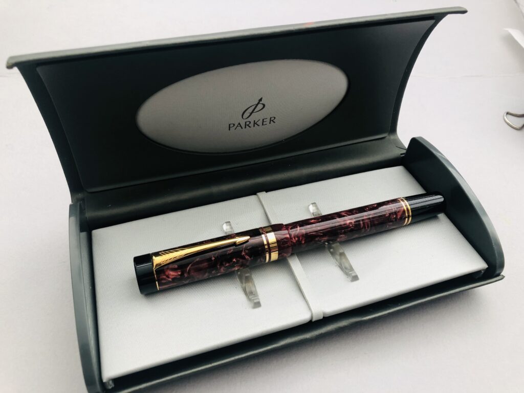 Parker Duofold Centennial Burgundy Marble Fountain Pen | Medium Nib ...